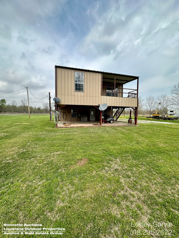 Camp in Spring Bayou - Marksville, LA