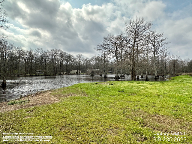 Camp in Spring Bayou - Marksville, LA